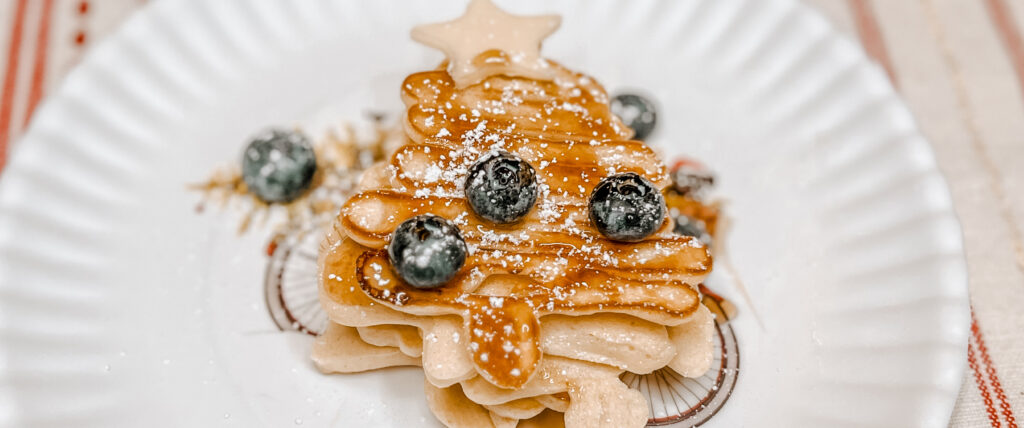 Christmas Tree Pancakes - Crazy Busy Mama