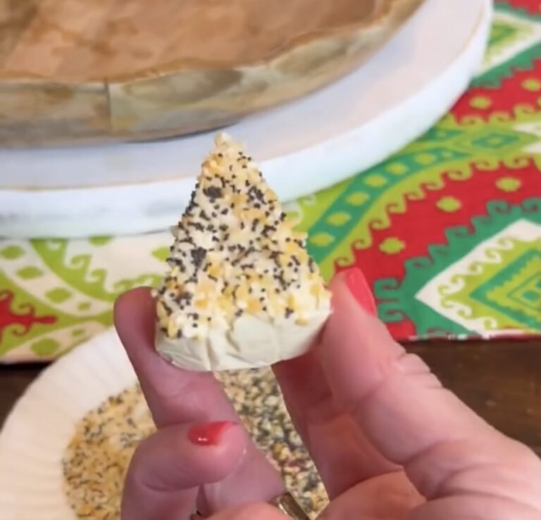 Christmas Tree Cheese Wedge - Crazy Busy Mama