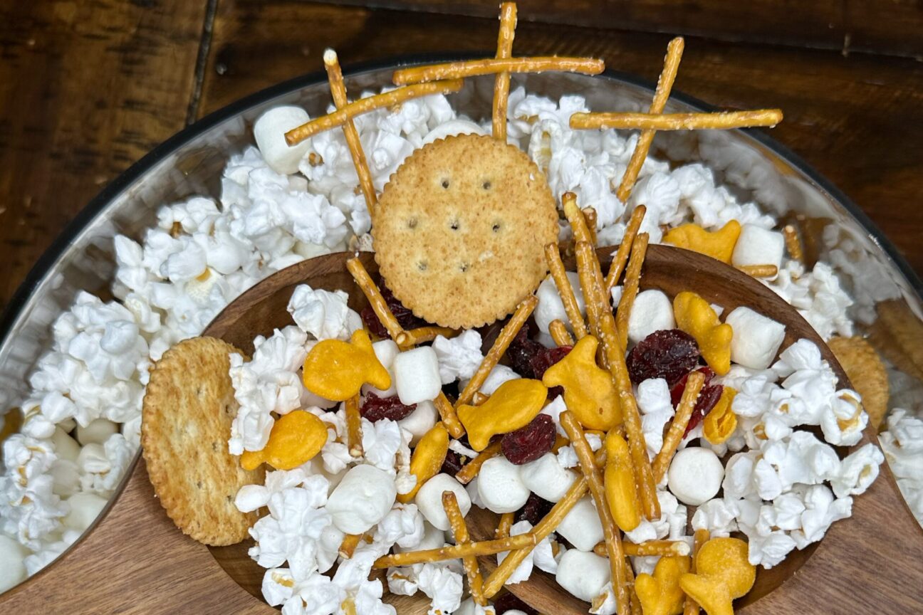Easter Story Snack Mix Resurrection Day - Crazy Busy Mama