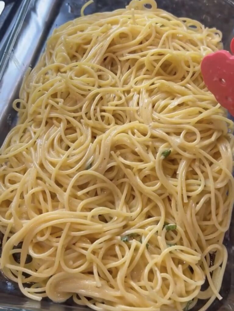 Baked Million Dollar Spaghetti - Crazy Busy Mama