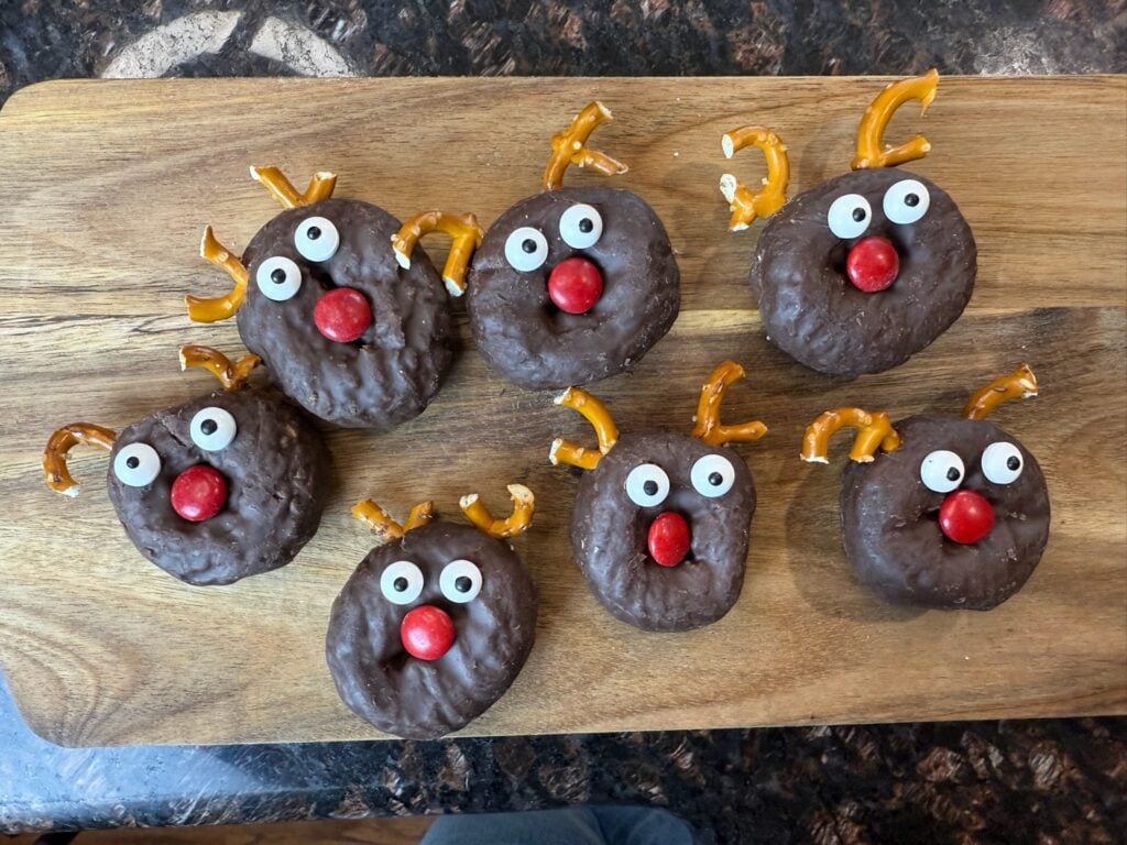 Reindeer Donuts - Crazy Busy Mama