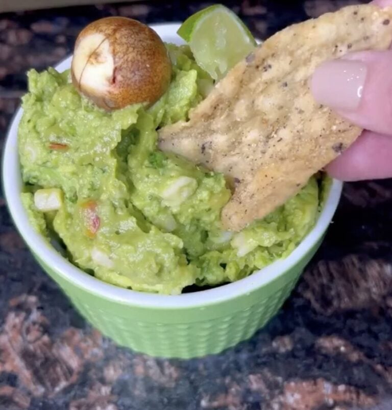 Easy Guacamole Recipe (VIDEO) - Crazy Busy Mama