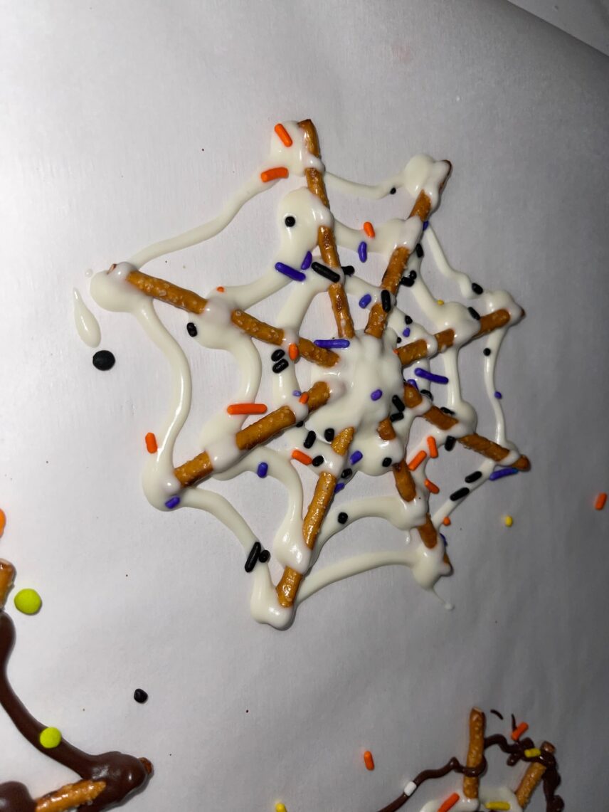 Spider Webs – The Sweet & Salty Halloween Treat (video) - Crazy Busy Mama